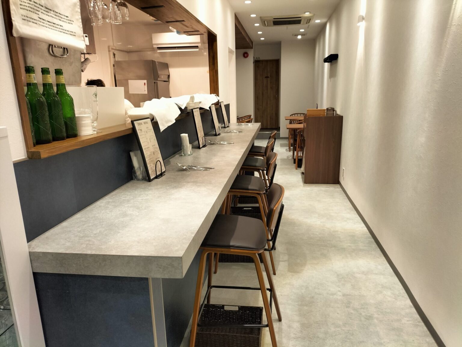 五香駅徒歩3分 洋食ダイニング BIS TOIRO（ビストイロ）を初訪問！ ポークと野菜のBBQグリルをおいしくいただく！